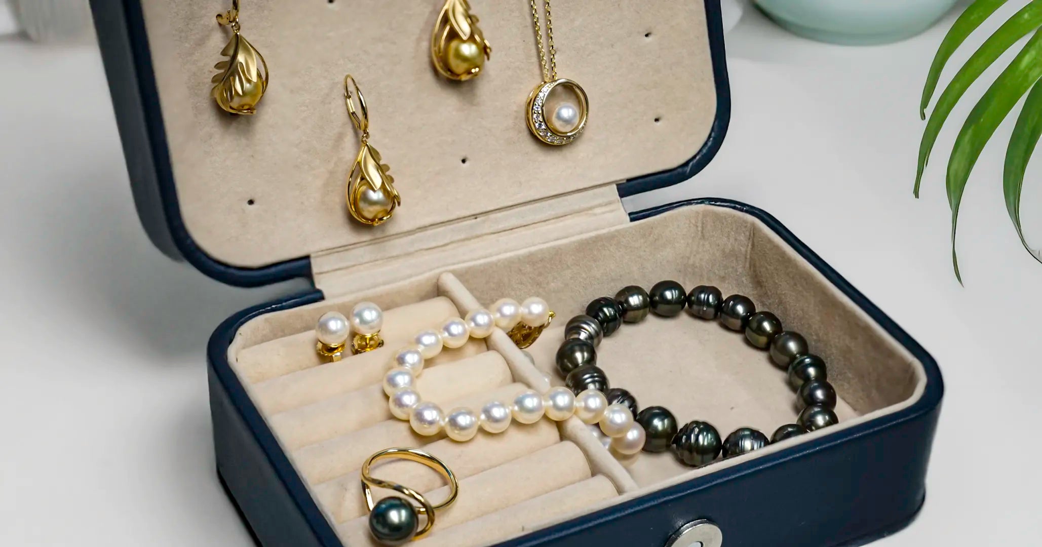 How to Care for Pearl Jewelry So It Lasts a Lifetime – Na Hoku